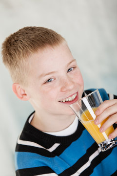 Liquidized bilder – Bläddra bland 212 stockfoton, vektorer och videor ...