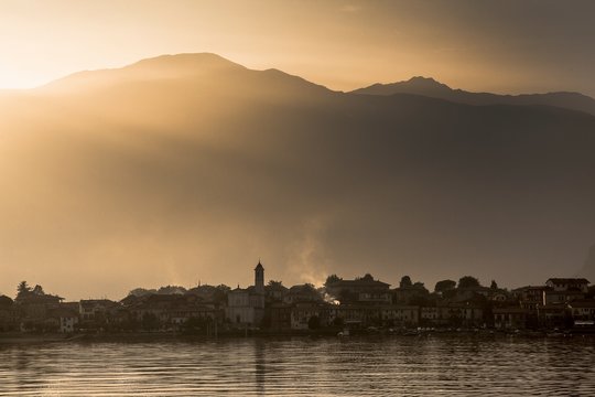 Feriolo Bilder – Durchsuchen 184 Archivfotos, Vektorgrafiken und Videos ...