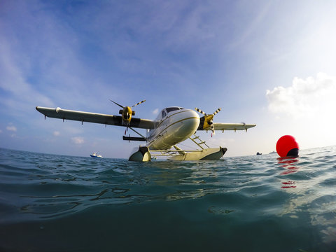 รูปภาพWaterplane – เลือกดูภาพถ่ายสต็อก เวกเตอร์ และวิดีโอ167 | Adobe Stock