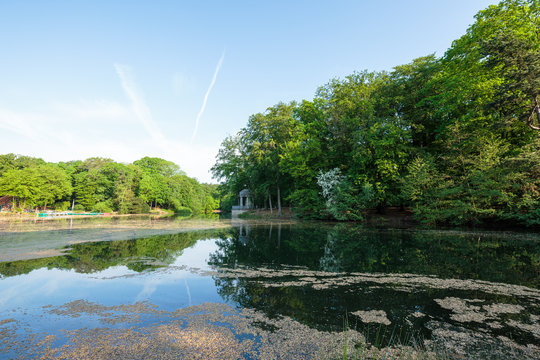 "Deuss Temple" Bilder – Durchsuchen 14 Archivfotos, Vektorgrafiken und ...