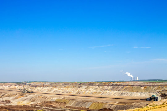 「Bergbaurevier」の画像 - 24 件の Stock 写真、ベクターおよびビデオ | Adobe Stock