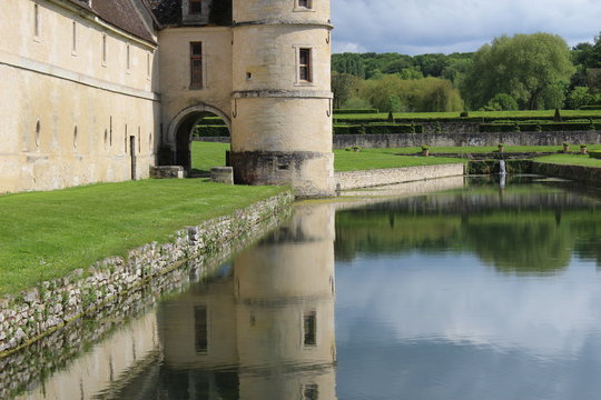 Soupirail - Images et vidéos libres de droits | Adobe Stock