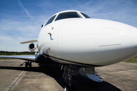 รูปภาพPrivatjet – เลือกดูภาพถ่ายสต็อก เวกเตอร์ และวิดีโอ310 | Adobe Stock