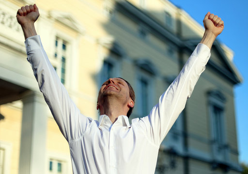 「Siegerpose」の写真素材 | 829件の無料イラスト画像 | Adobe Stock