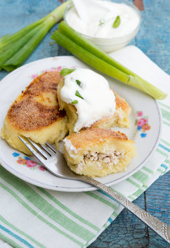 Zrazas bilder – Bläddra bland 23 stockfoton, vektorer och videor ...