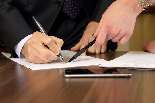 รูปภาพUndersign – เลือกดูภาพถ่ายสต็อก เวกเตอร์ และวิดีโอ603 | Adobe Stock