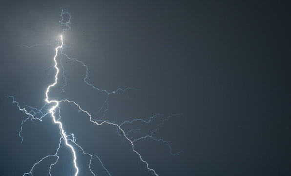 Free Lightning Images – Browse 2,559 Free Stock Photos, Vectors, and ...
