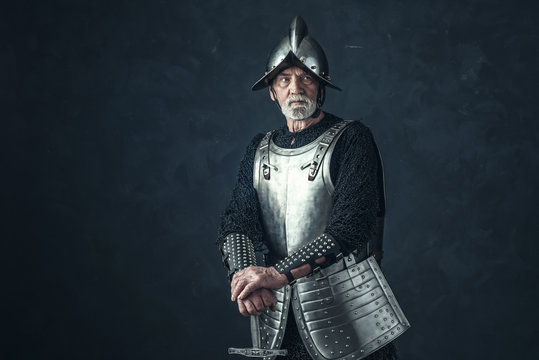 Habergeon Bilder – Durchsuchen 149 Archivfotos, Vektorgrafiken und ...