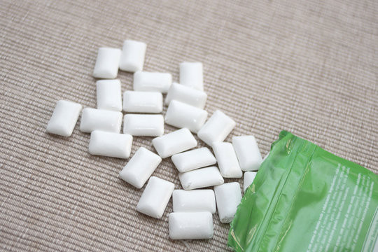 Kaugummipackung Bilder – Durchsuchen 7,417 Archivfotos, Vektorgrafiken ...