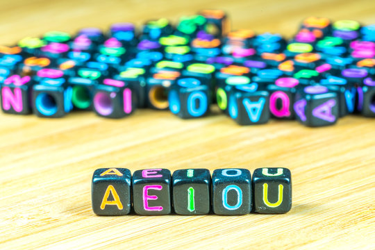 รูปภาพAeiou – เลือกดูภาพถ่ายสต็อก เวกเตอร์ และวิดีโอ114 | Adobe Stock