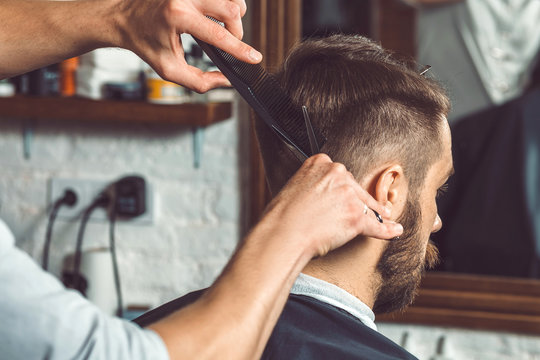 "Barber Bilder – Durchsuchen 439,961 Archivfotos, Vektorgrafiken und ...