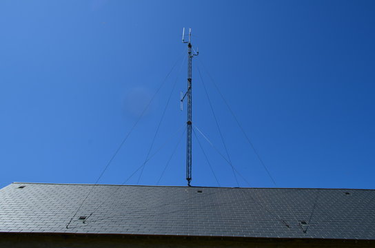 Antenne-Relais Images – Browse 78 Stock Photos, Vectors, and Video ...