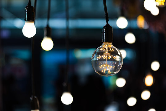 รูปภาพBulp – เลือกดูภาพถ่ายสต็อก เวกเตอร์ และวิดีโอ496 | Adobe Stock