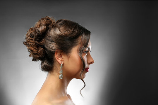 รูปภาพHairdo – เลือกดูภาพถ่ายสต็อก เวกเตอร์ และวิดีโอ3,565,124 | Adobe ...