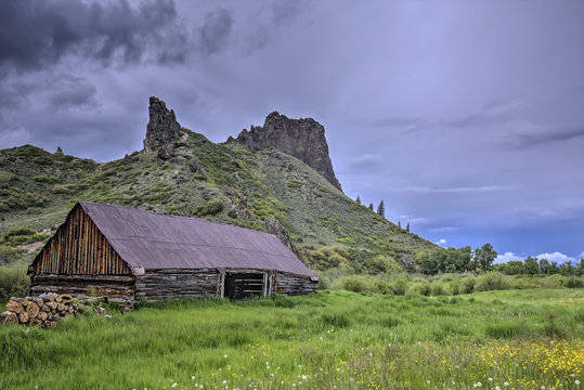 "Log Barn" Bilder – Durchsuchen 58 Archivfotos, Vektorgrafiken und ...
