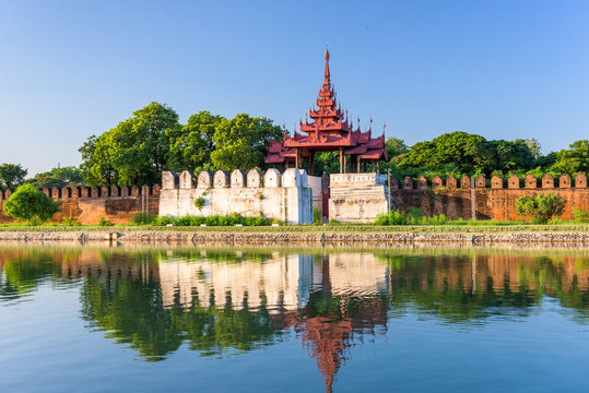 "Mandalay Palace" Images – Browse 270 Stock Photos, Vectors, and Video ...