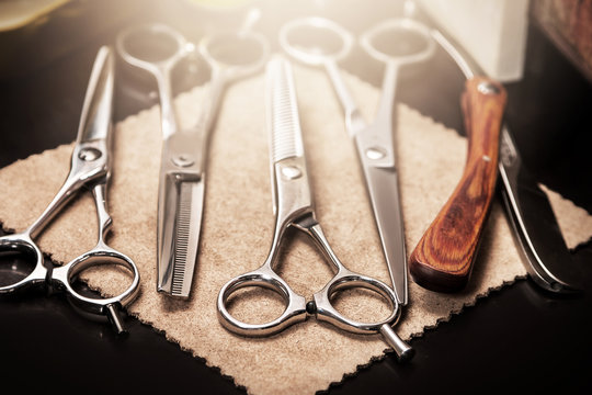 Straight-Razor Images – Browse 7,974 Stock Photos, Vectors, and Video ...