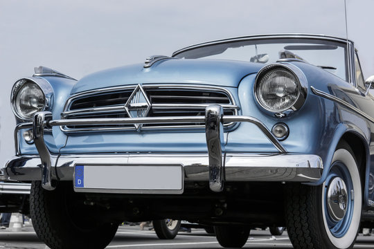 รูปภาพBorgward – เลือกดูภาพถ่ายสต็อก เวกเตอร์ และวิดีโอ190 | Adobe Stock