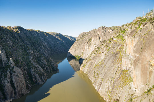 รูปภาพMenader – เลือกดูภาพถ่ายสต็อก เวกเตอร์ และวิดีโอ9 | Adobe Stock