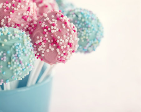 รูปภาพ"Cake Pop" – เลือกดูภาพถ่ายสต็อก เวกเตอร์ และวิดีโอ16,735 | Adobe ...