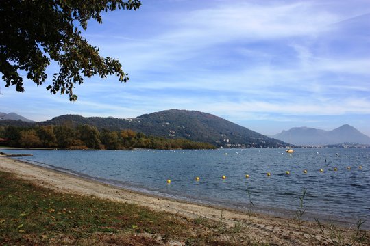 Feriolo Bilder – Durchsuchen 184 Archivfotos, Vektorgrafiken und Videos ...