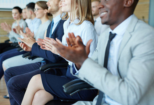 Applause Bilder – Durchsuchen 82,150 Archivfotos, Vektorgrafiken und ...