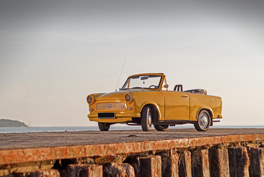 Trabbi Bilder – Durchsuchen 262 Archivfotos, Vektorgrafiken und Videos ...