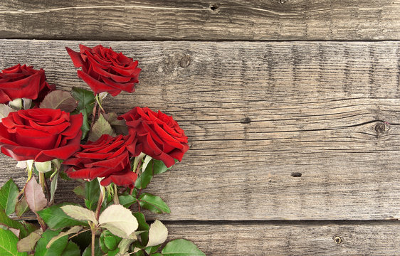 Roses On Wooden Background Images – Browse 242,082 Stock Photos ...