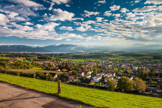 Mettmenstetten Images – Browse 11 Stock Photos, Vectors, and Video ...