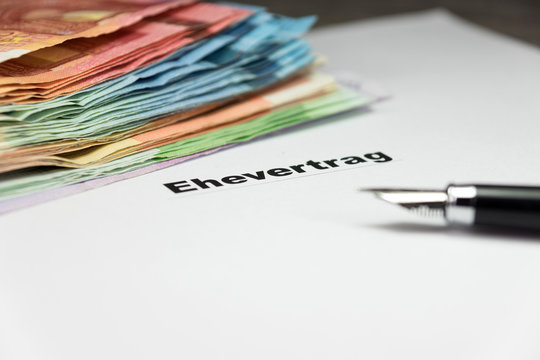 Ehevertrag bilder – Bläddra bland 1,271 stockfoton, vektorer och videor ...