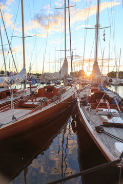 Sailyard Bilder – Durchsuchen 163 Archivfotos, Vektorgrafiken und ...