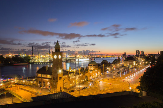 "Sankt Pauli" Bilder – Durchsuchen 420 Archivfotos, Vektorgrafiken und ...