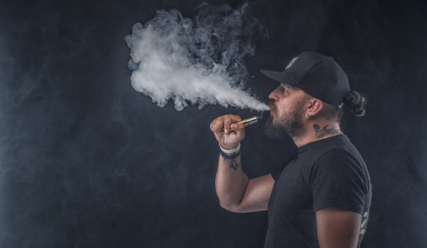 「Ex-Smoker」の写真素材 | 1,002件の無料イラスト画像 | Adobe Stock