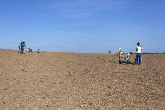 Fossiliensammeln-Bilder: Stock-Fotos & -Videos. | Adobe Stock