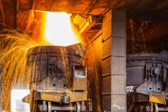 Steelmaking Images – Browse 5,539 Stock Photos, Vectors, and Video ...
