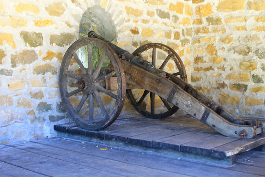 "Medieval Artillery" Images – Browse 624 Stock Photos, Vectors, and ...