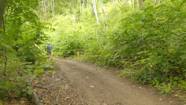 Gaol-Bird bilder – Bläddra bland 19 stockfoton, vektorer och videor ...