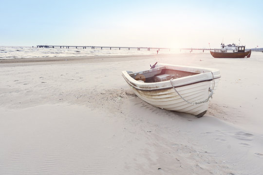 「Strandbild」の画像 - 413 件の Stock 写真、ベクターおよびビデオ | Adobe Stock