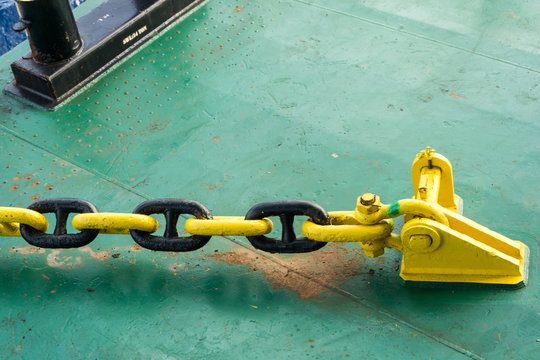 「Pad-Eye」の写真素材 | 17件の無料イラスト画像 | Adobe Stock