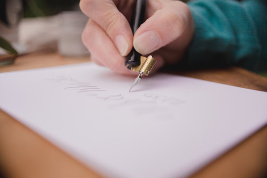 Caligrapher Images – Browse 17 Stock Photos, Vectors, and Video | Adobe ...