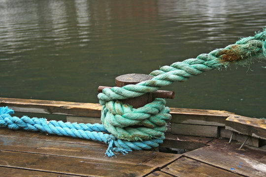 "Bite D'amarrage" Imagens – Procure 34 fotos, vetores e vídeos | Adobe ...