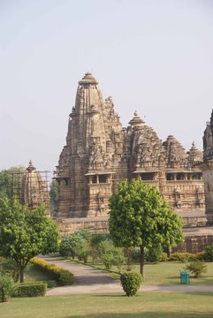 รูปภาพLakshmana – เลือกดูภาพถ่ายสต็อก เวกเตอร์ และวิดีโอ2,493 | Adobe Stock