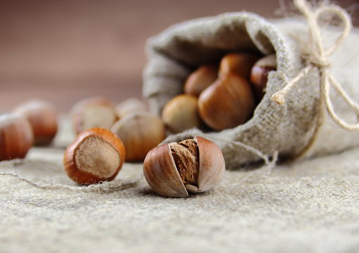 2,381 BÄSTA BILDERNA, STOCKFOTONA OCH VEKTORBILDERNA MED BESKRIVNINGEN ...