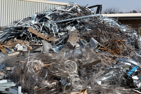 Mistplatz Bilder – Durchsuchen 1,966 Archivfotos, Vektorgrafiken und ...