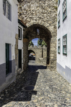 Fortificatie bilder – Bläddra bland 173 stockfoton, vektorer och videor ...