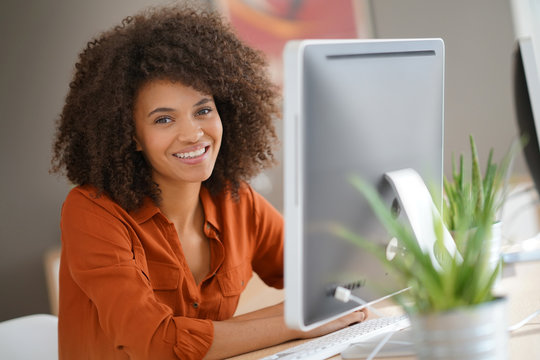 Desktop Working Images – Browse 478,534 Stock Photos, Vectors, and ...