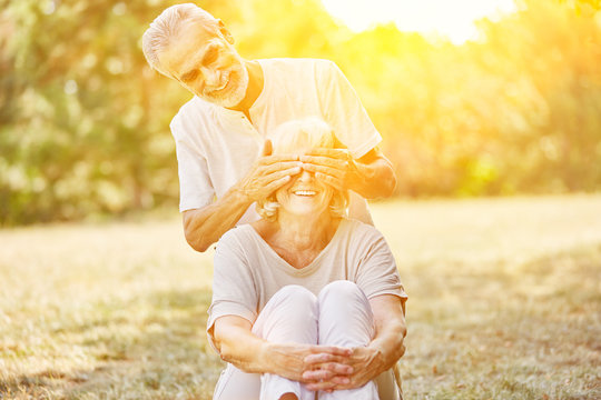 Gespannt bilder – Bläddra bland 2,336 stockfoton, vektorer och videor ...