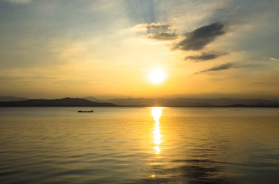 "Happy Time" Immagini - Sfoglia 3,706 foto, vettoriali e video Stock ...