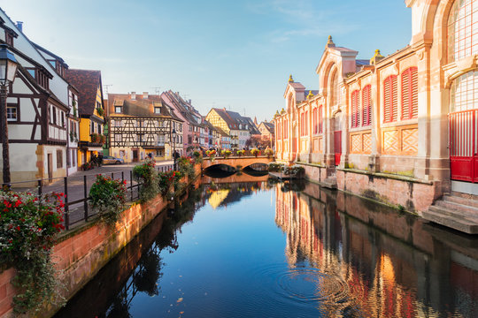 Colmar bilder – Bläddra bland 15,764 stockfoton, vektorer och videor ...