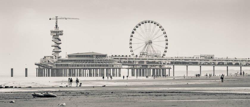 Scheveningen Bilder – Durchsuchen 5,701 Archivfotos, Vektorgrafiken und ...